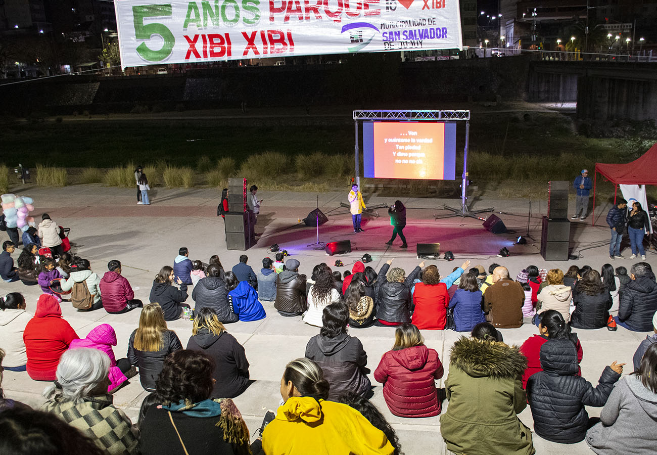 Karaoke en vacaciones por los 5 años del Parque Lineal Xibi Xibi ...